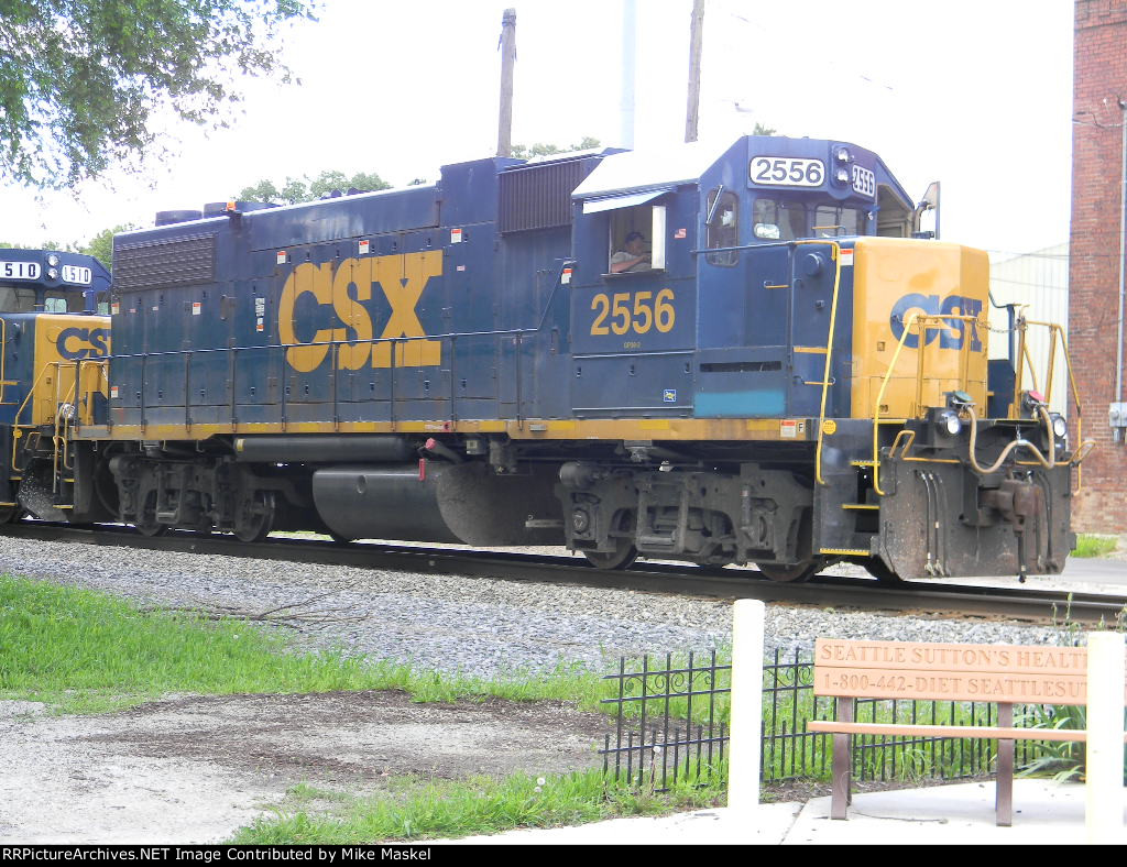 CSX 2556